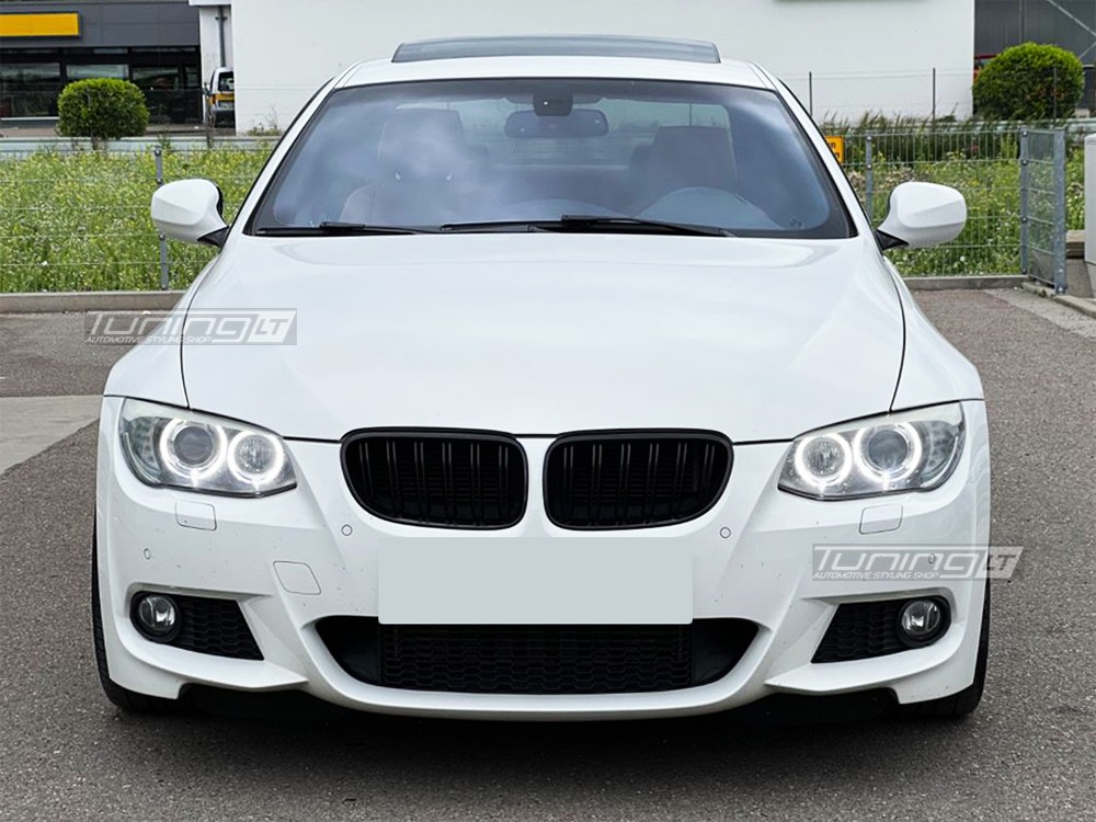 For BMW E92 / E93 LCI Performance front grille, glossy black