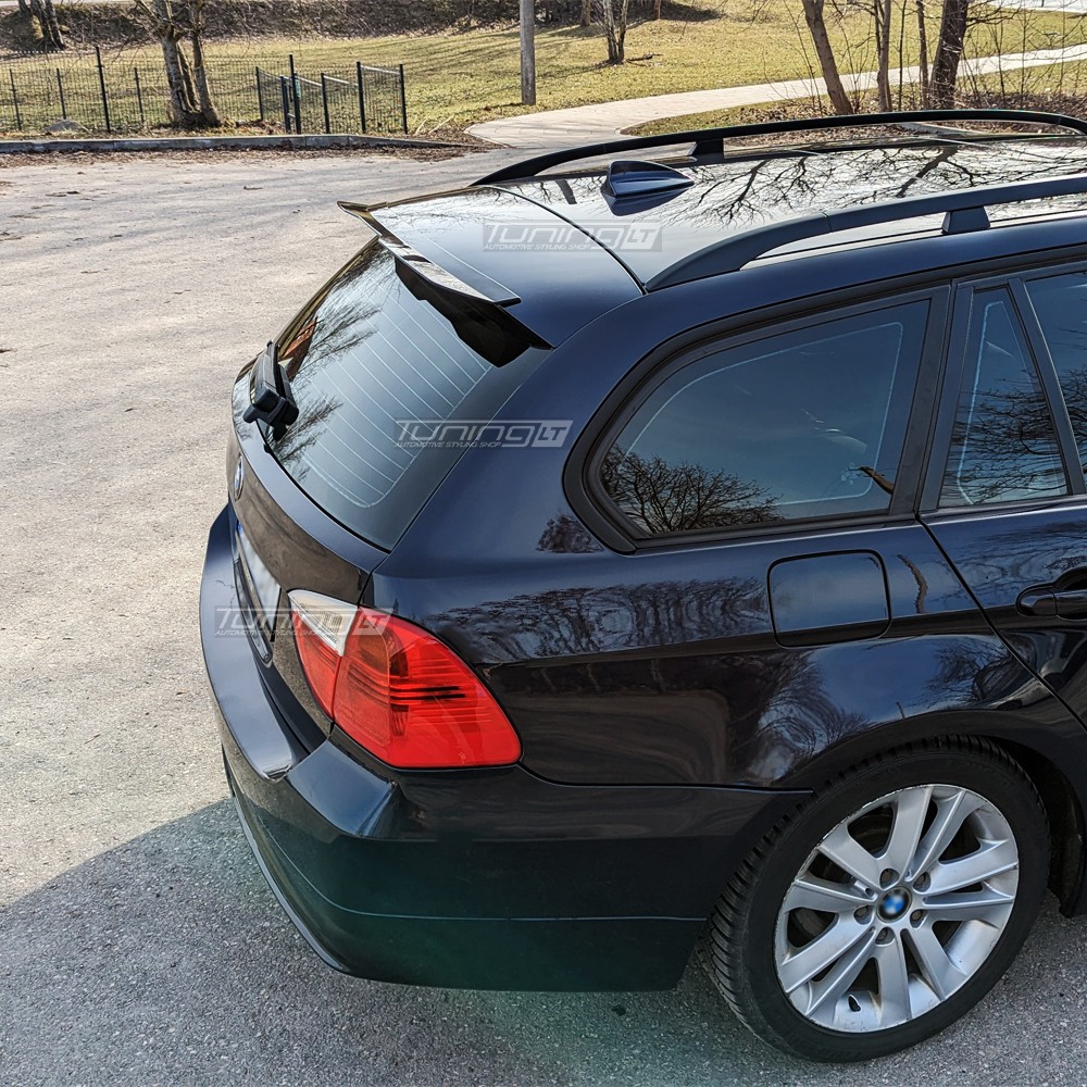 Universal Trunk / Roof wing spoiler, glossy black