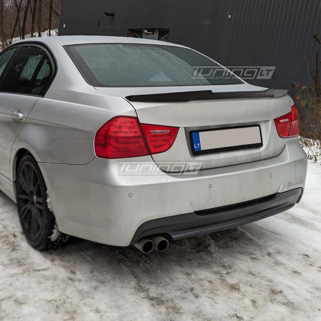 For BMW E90 M4-style Boot Spoiler, glossy black