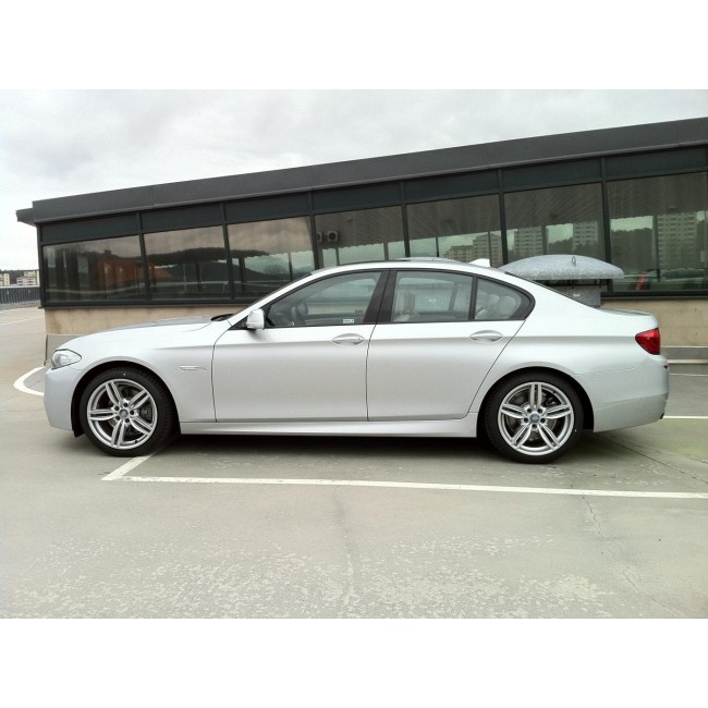 BMW F10 / F11 side skirts M-Tech / M-sport style (11-18)