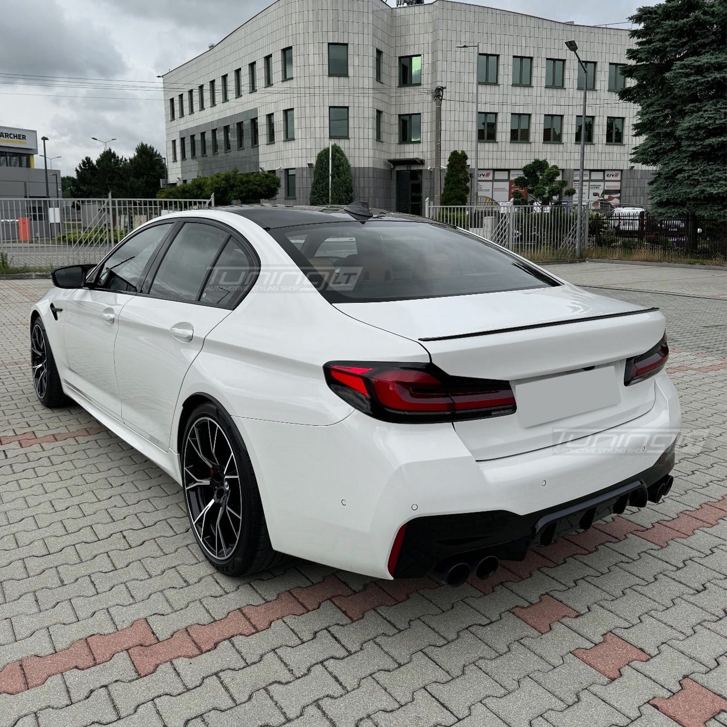 For BMW G30, F90 M5 sedan Trunk Spoiler, M5-style, glossy black