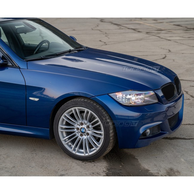 For BMW E90 / E91 LCI M-Sport Front Bumper with smoked fog lights